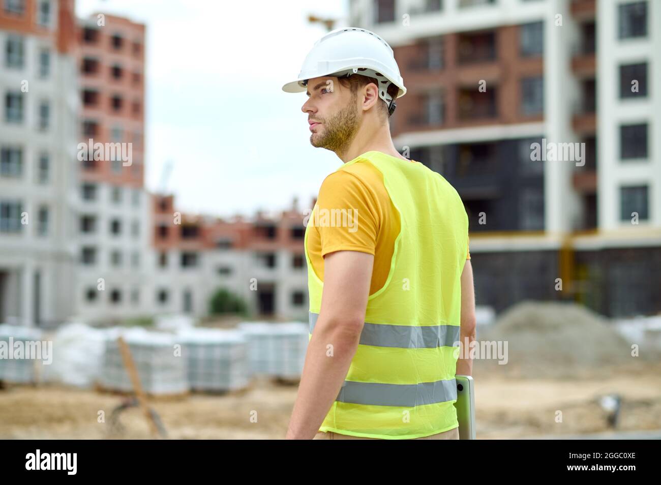 Serious worker hi-res stock photography and images - Alamy