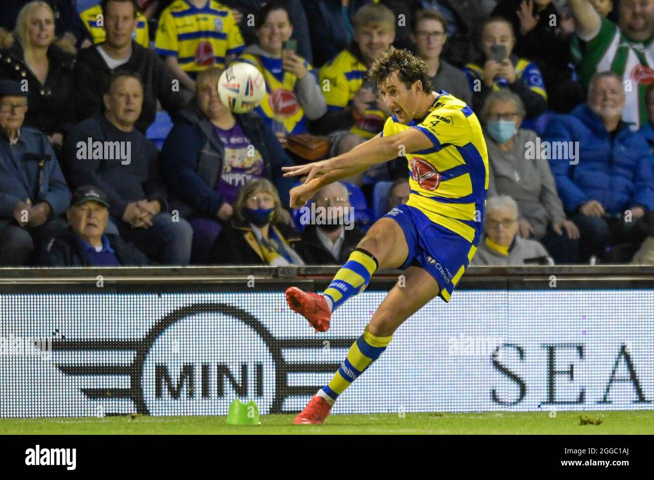 Stefan Ratchford (1) of Warrington Wolves successfully kicks a ...