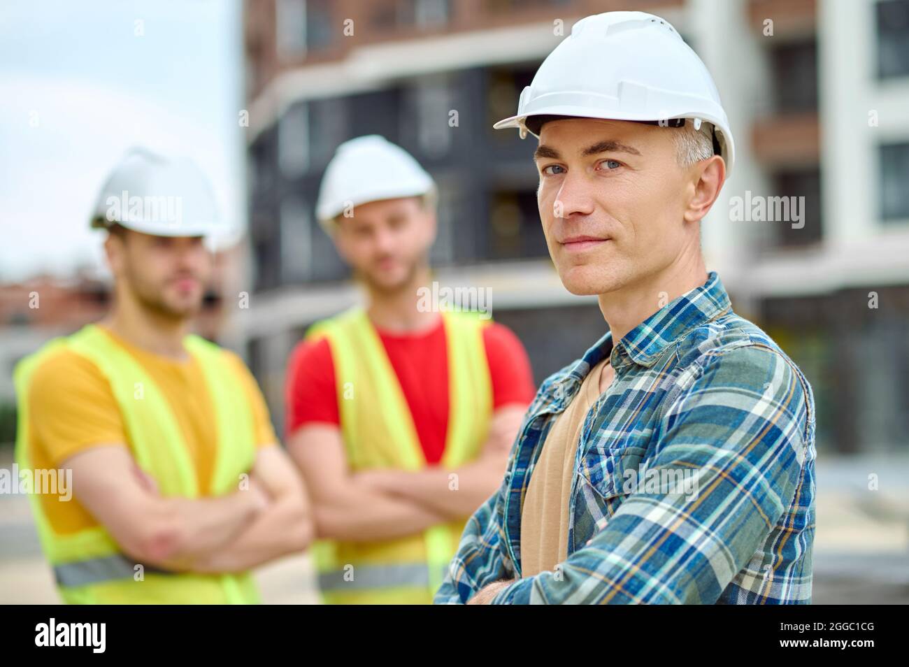 Attractive men building site hi-res stock photography and images - Alamy