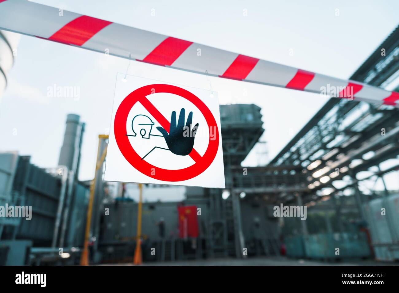 No outsiders sign hi-res stock photography and images - Alamy