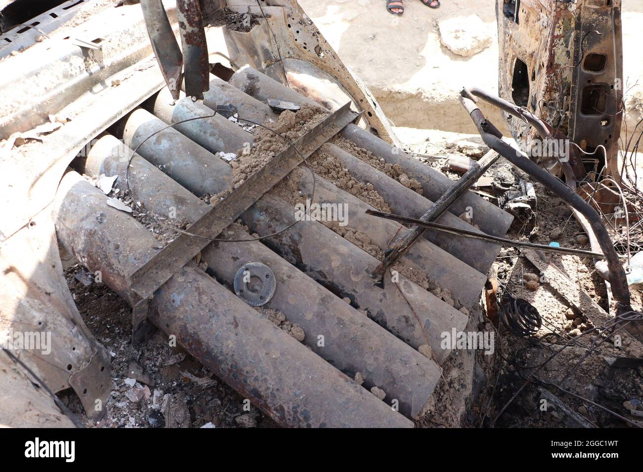 Rocket launchers hi-res stock photography and images - Alamy