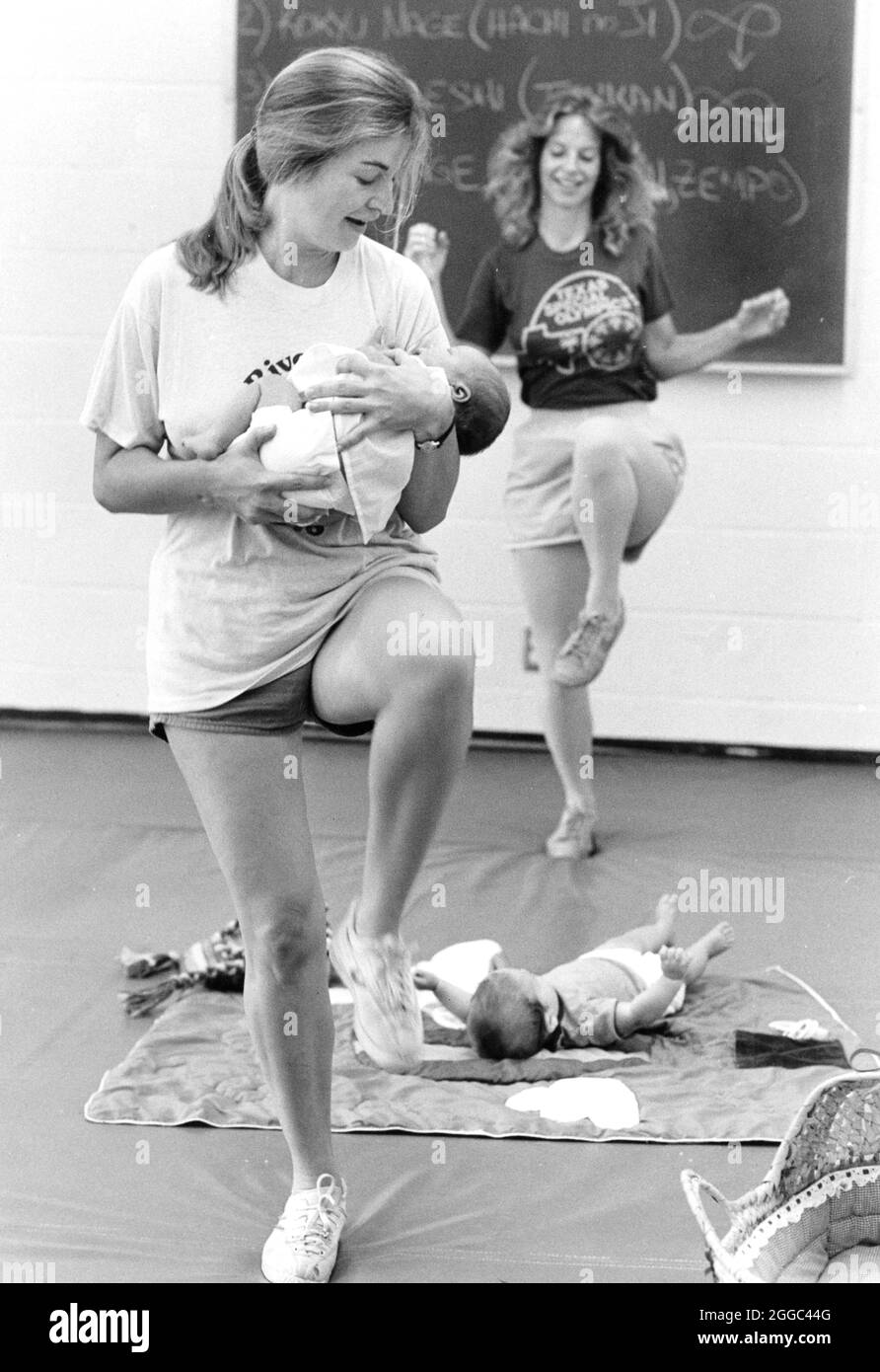 Class photo 1980s hi-res stock photography and images - Alamy
