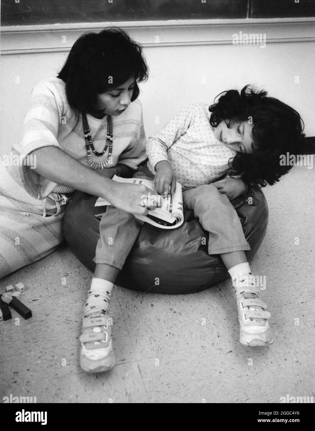 Informal classroom hi-res stock photography and images - Alamy