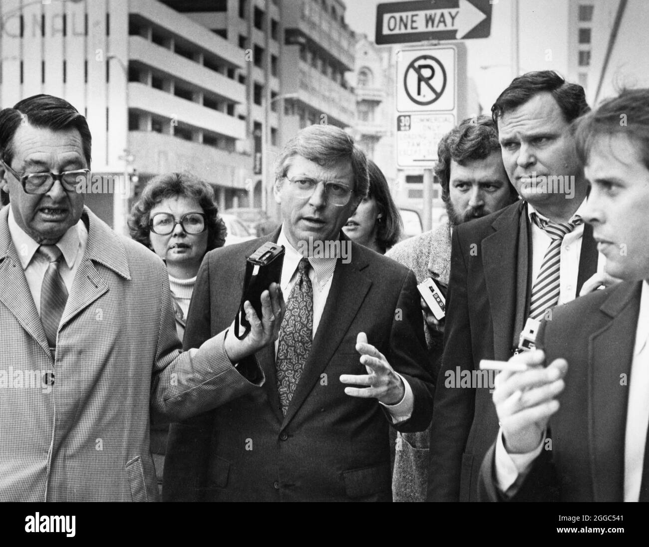 Walking interview Black and White Stock Photos & Images - Alamy