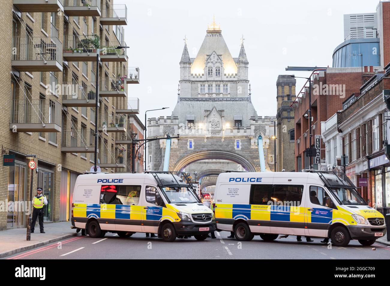 London, UK. 30th August 2021. London iconic building Tower Bridge ...