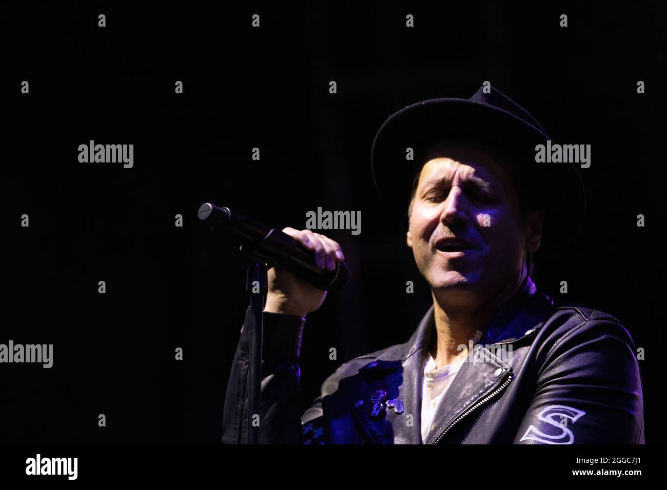 Maida singer hi-res stock photography and images - Alamy