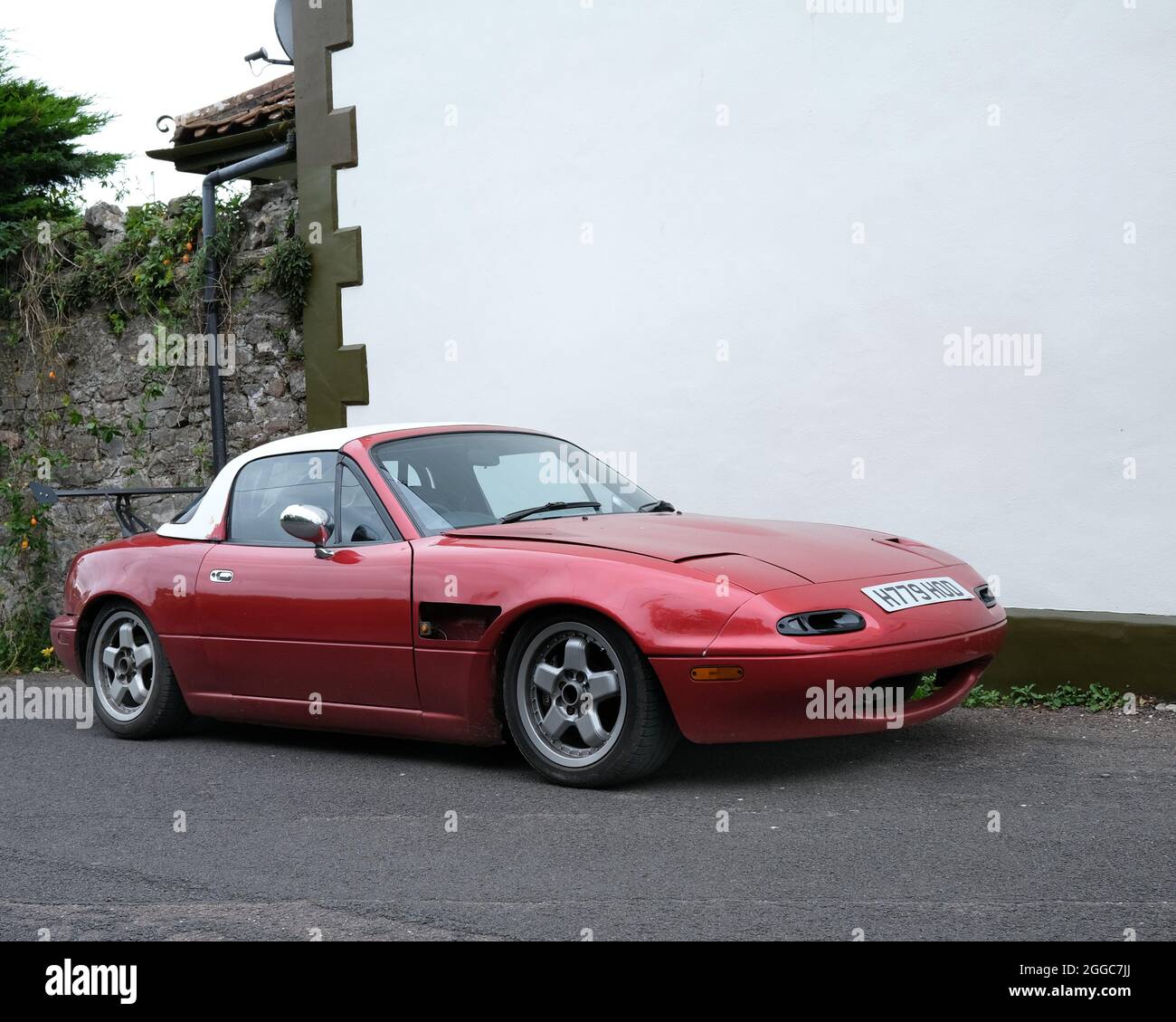 August 2021 - Older modified customised and lowered Mazda MX5 sports ...