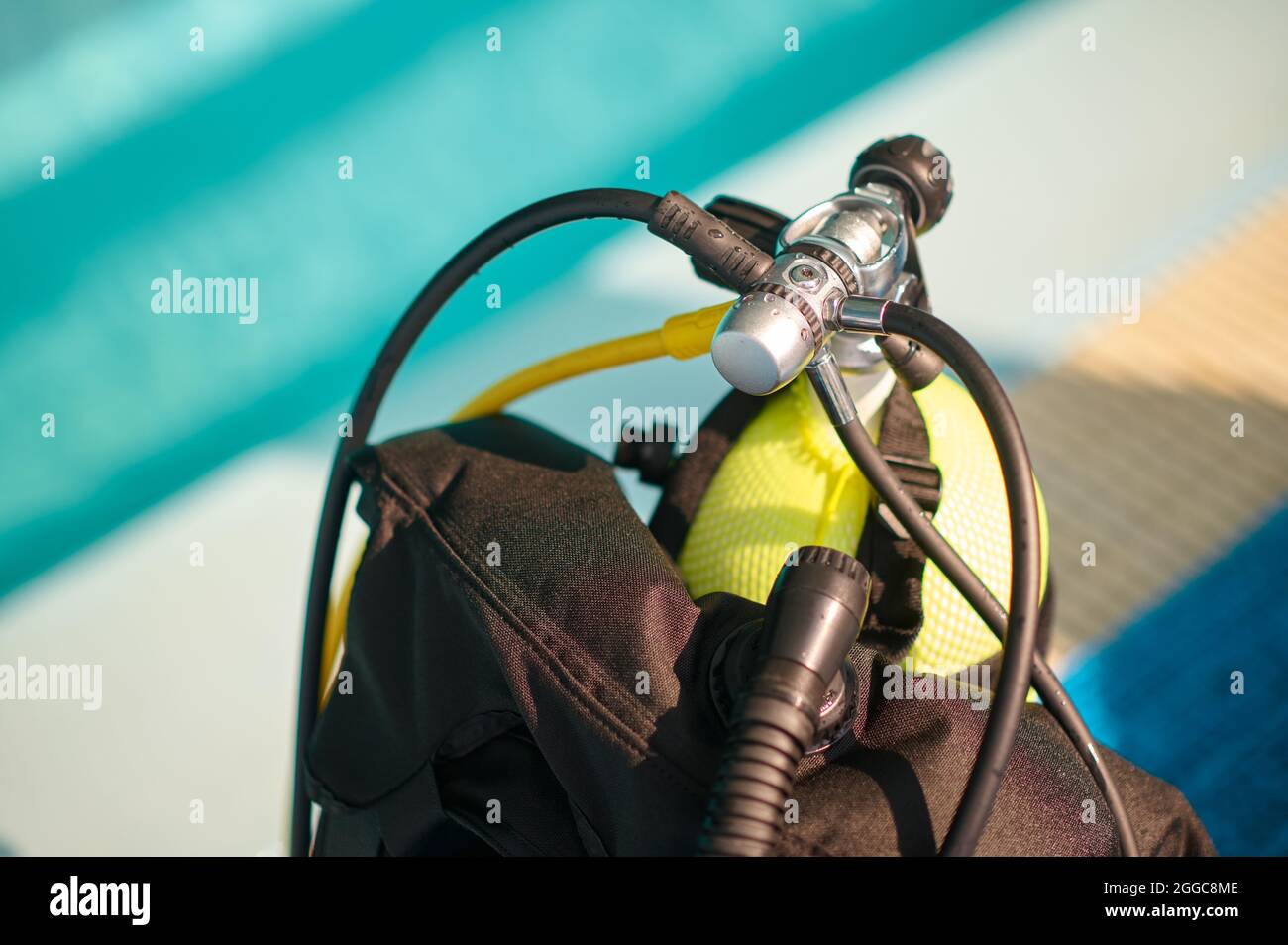 Oxygen tank hi-res stock photography and images - Alamy