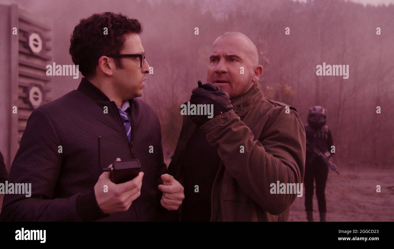 LEGENDS OF TOMORROW, (aka DC'S LEGENDS OF TOMORROW), from left: Adam ...
