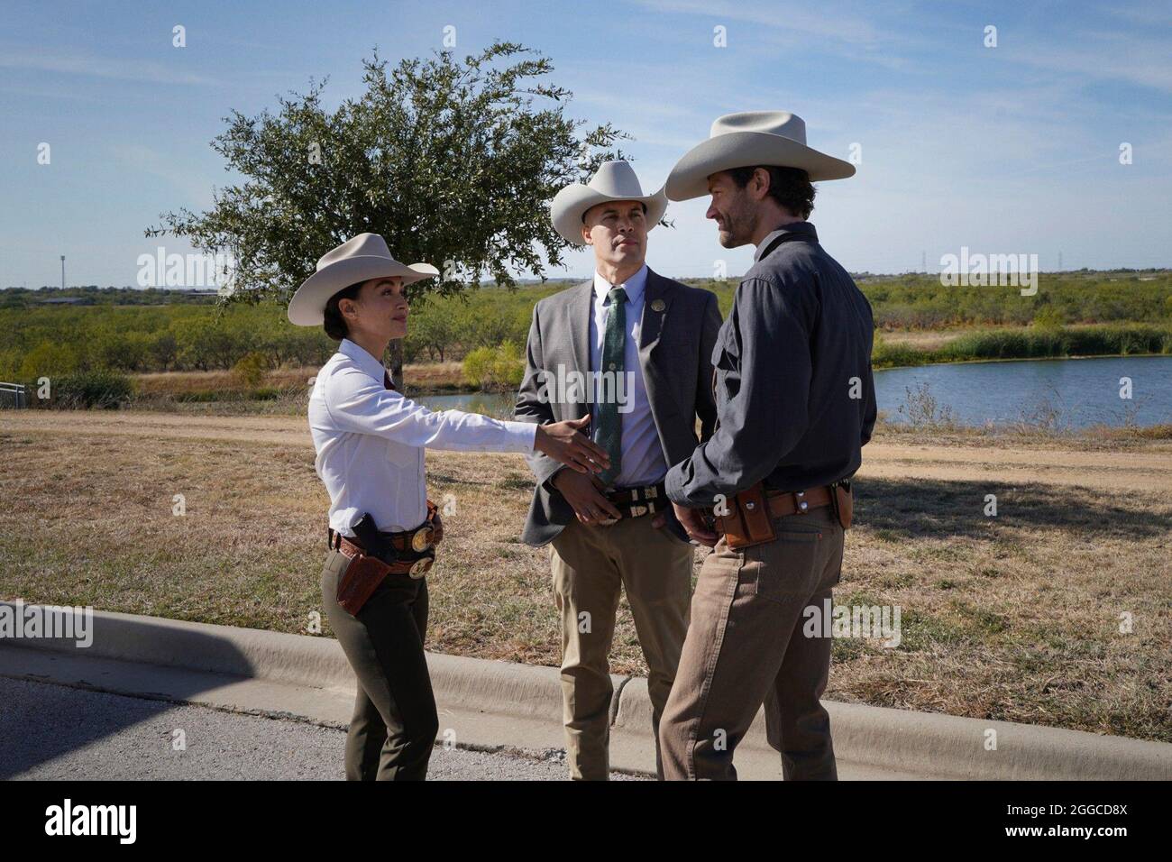 WALKER, from left: Lindsey Morgan, Coby Bell, Jared Padalecki, 'Pilot ...