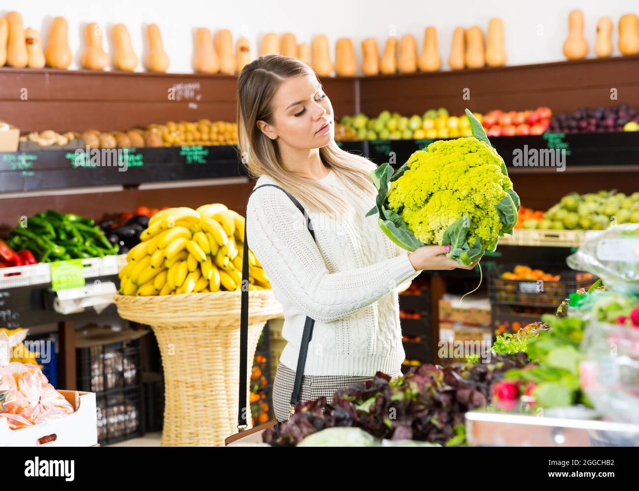 Choosing veggie hi-res stock photography and images - Alamy
