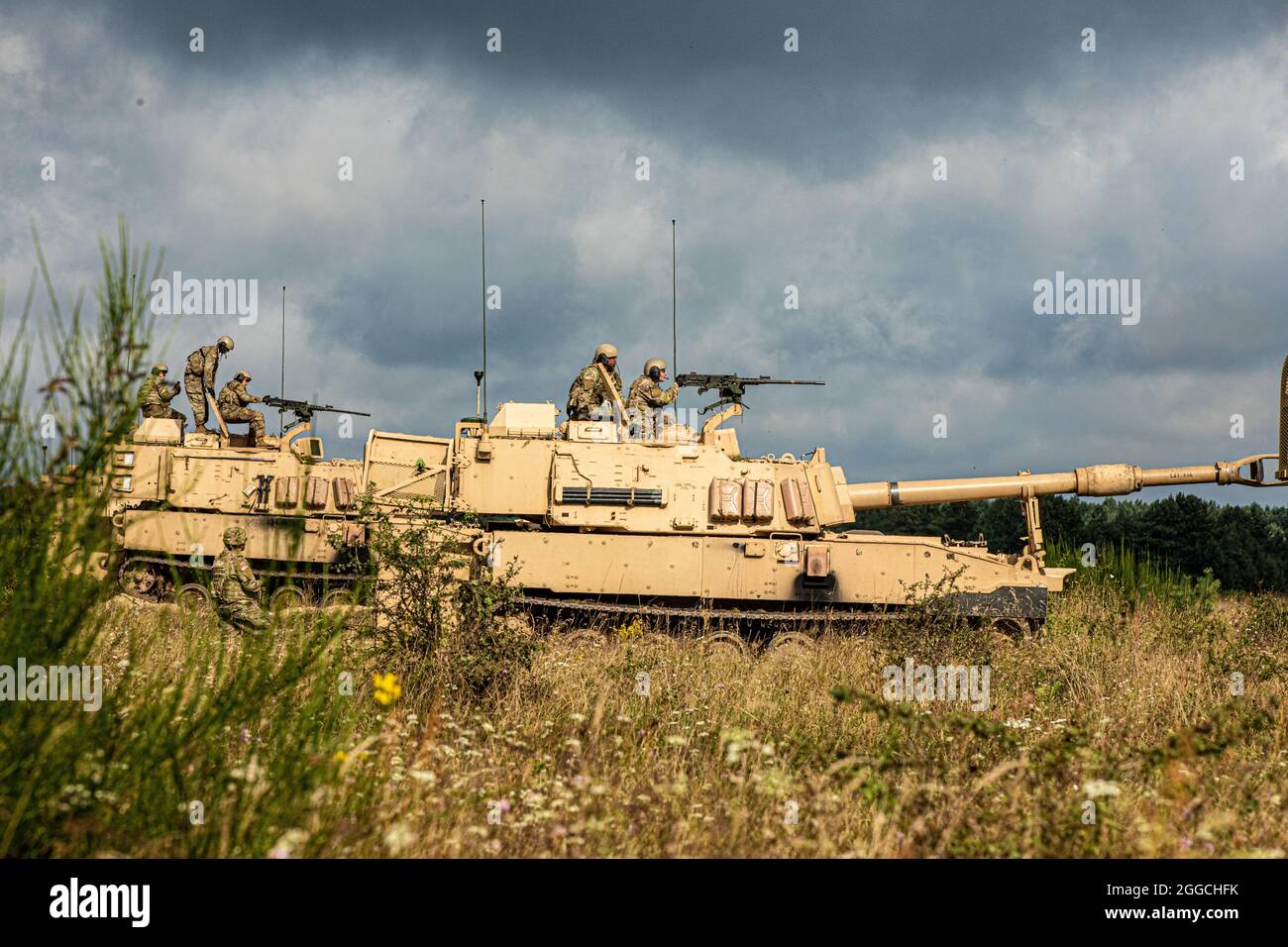 Soldiers with 1st Battalion, 5th Field Artillery Regiment, 1st Infantry ...