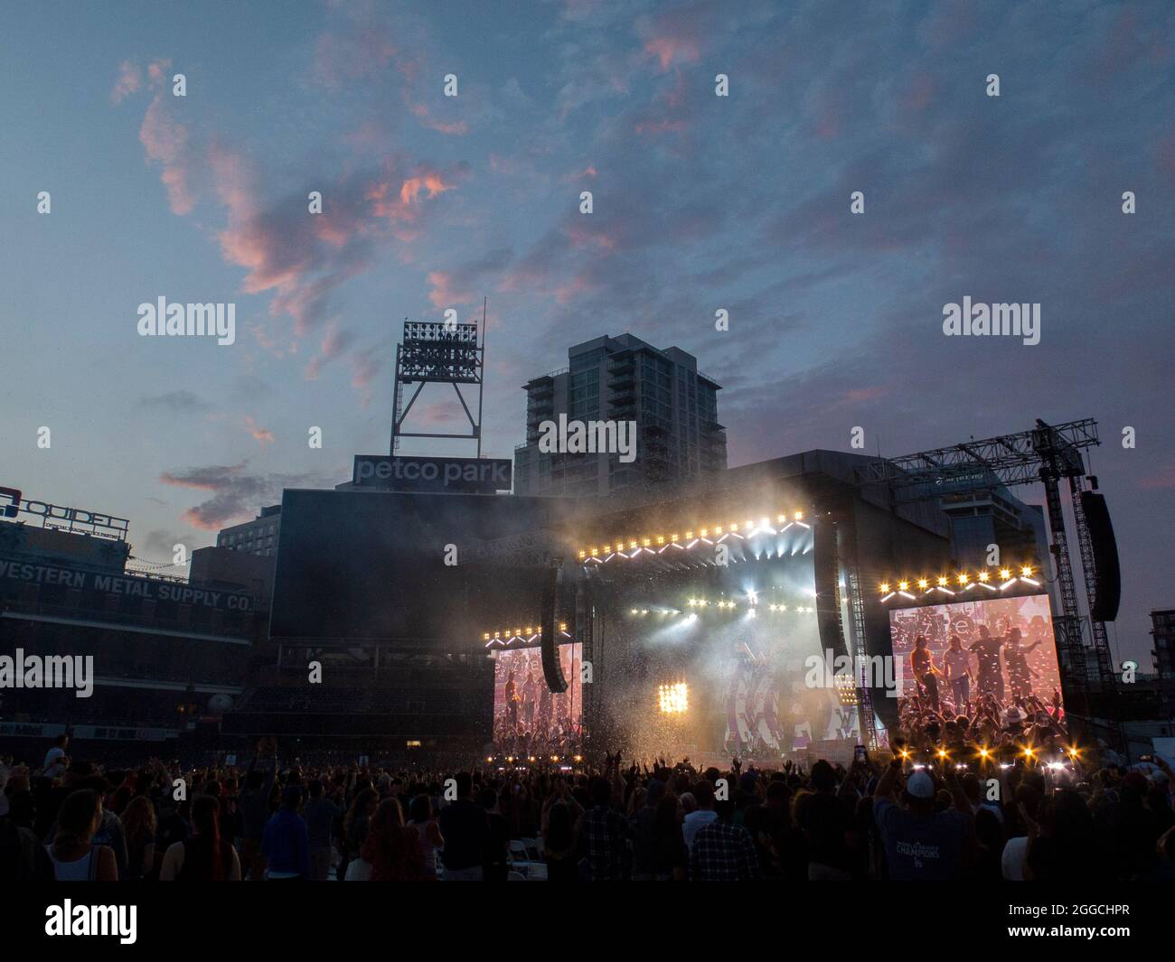 The hella mega tour hi-res stock photography and images - Alamy