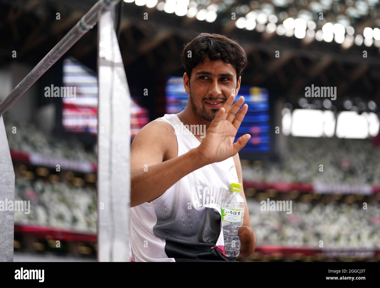 Afghanistan's Hossain Rasouli waves after an attempt in the Men's Long ...