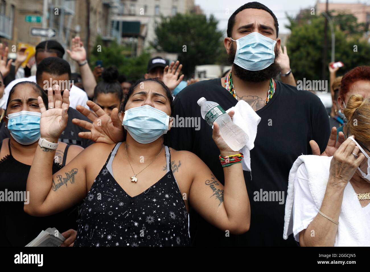 New York, USA. 30th Aug, 2021. Mother of Mike Rosado, Martha Negron ...