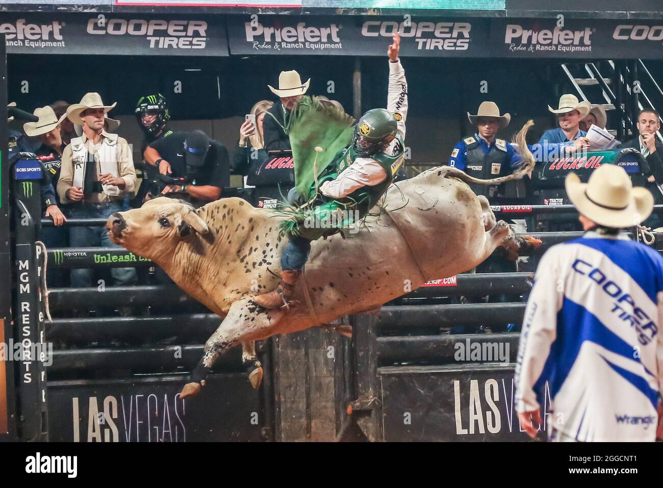 Fort Worth, Texas, USA. 29th Aug, 2021. Professional Bull Riders in ...