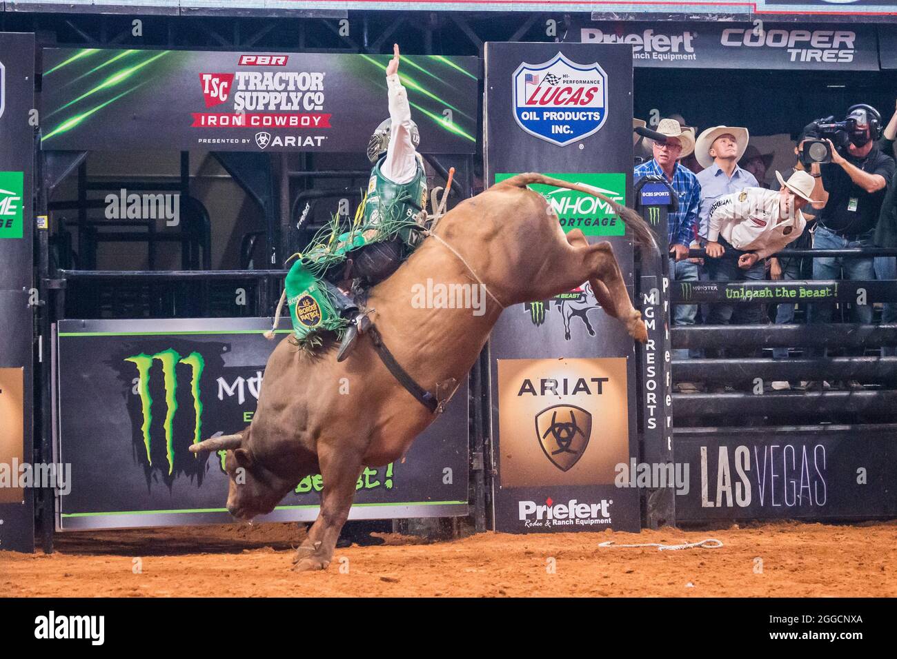 Fort Worth, Texas, USA. 29th Aug, 2021. Professional Bull Riders in ...