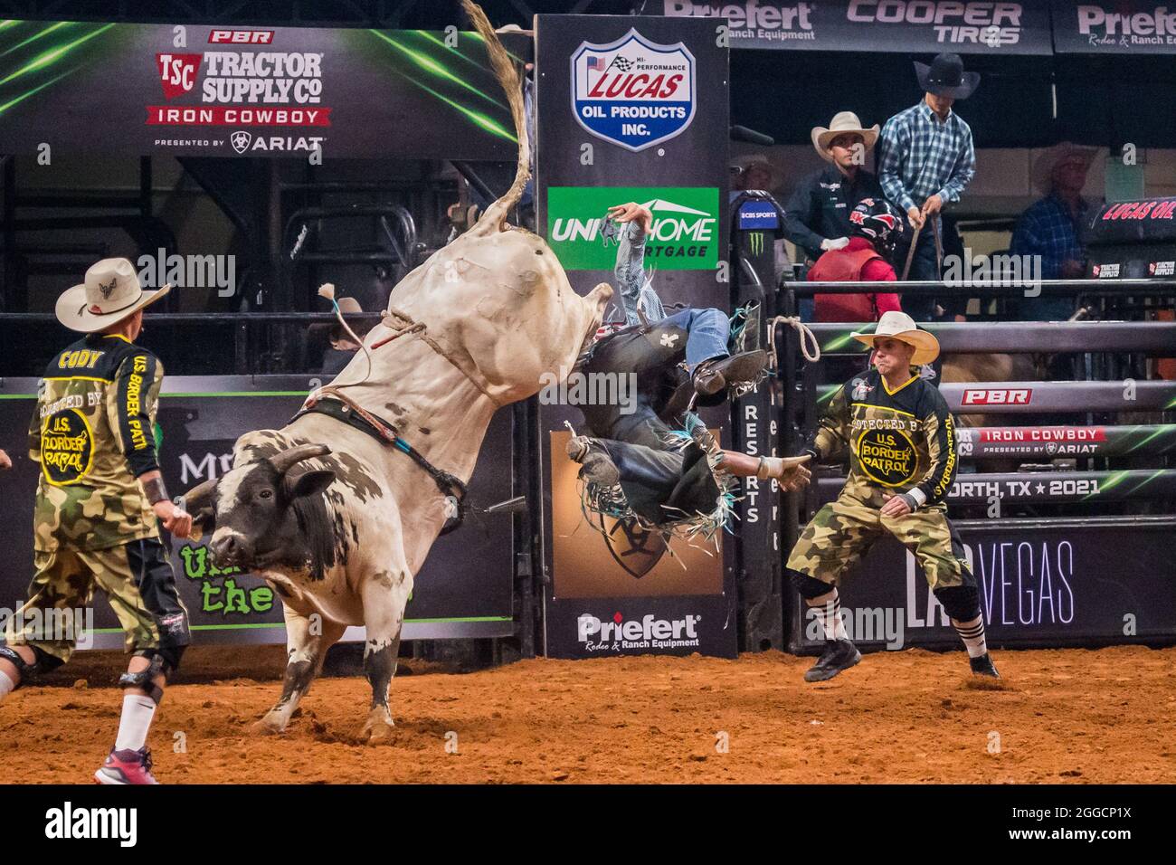 Fort Worth, Texas, USA. 29th Aug, 2021. Professional Bull Riders in ...