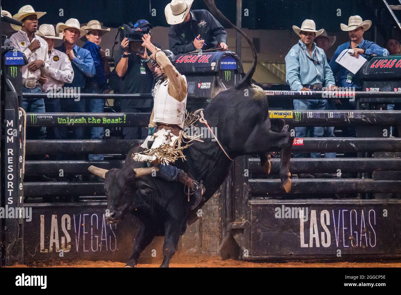 Fort Worth, Texas, USA. 29th Aug, 2021. Professional Bull Riders in ...