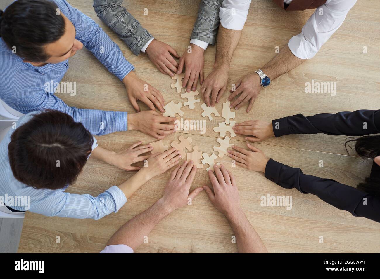 Putting the puzzle together hi-res stock photography and images - Alamy