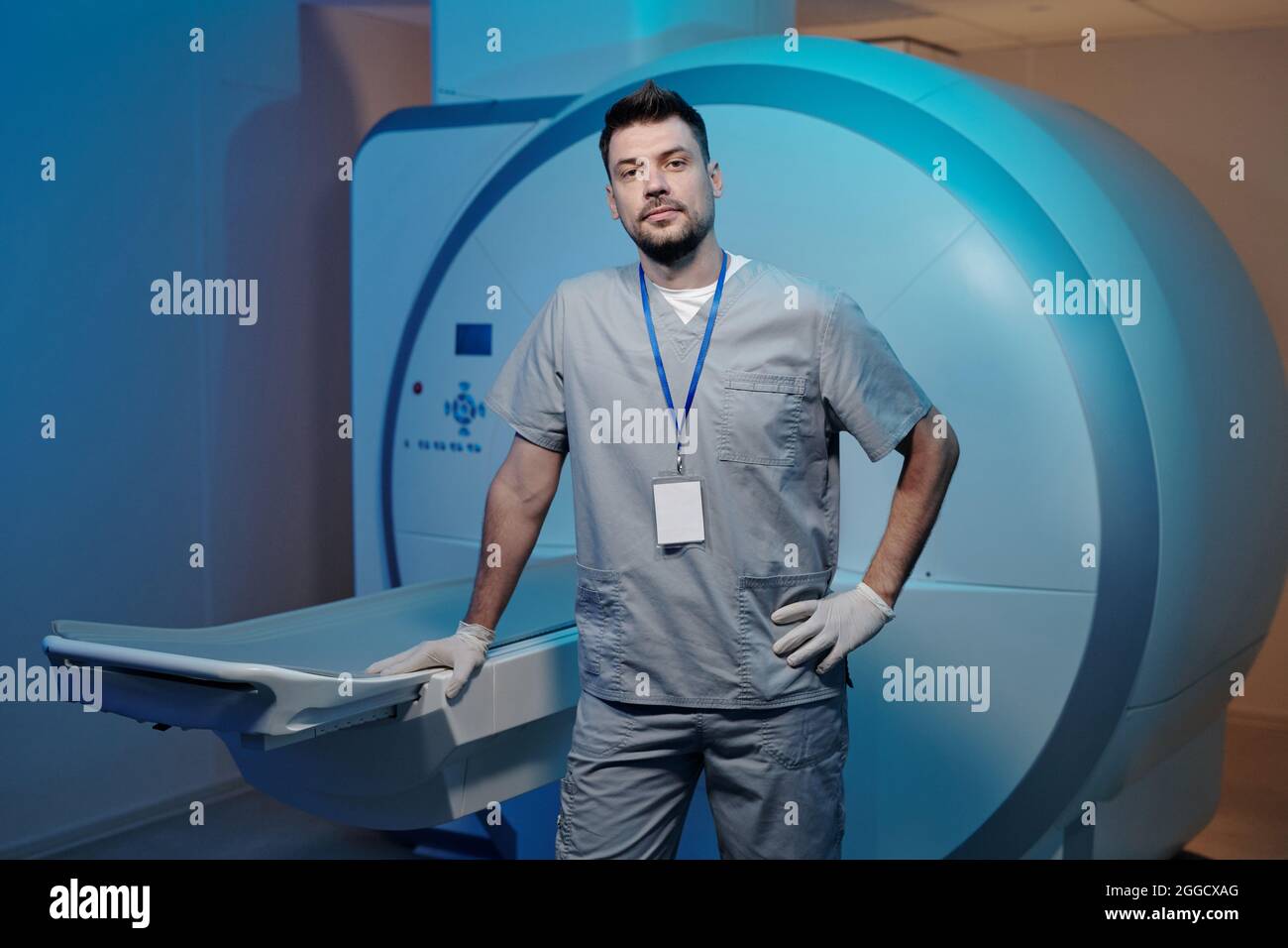Person in ct scanner hi-res stock photography and images - Alamy