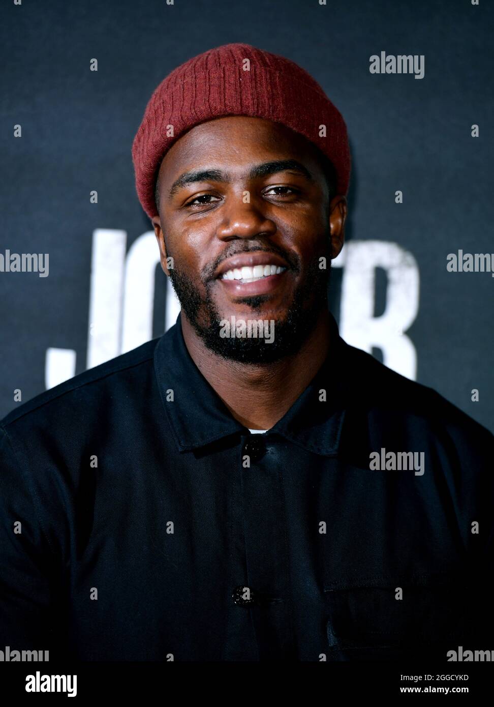 Mo gilligan masked singer hi-res stock photography and images - Alamy