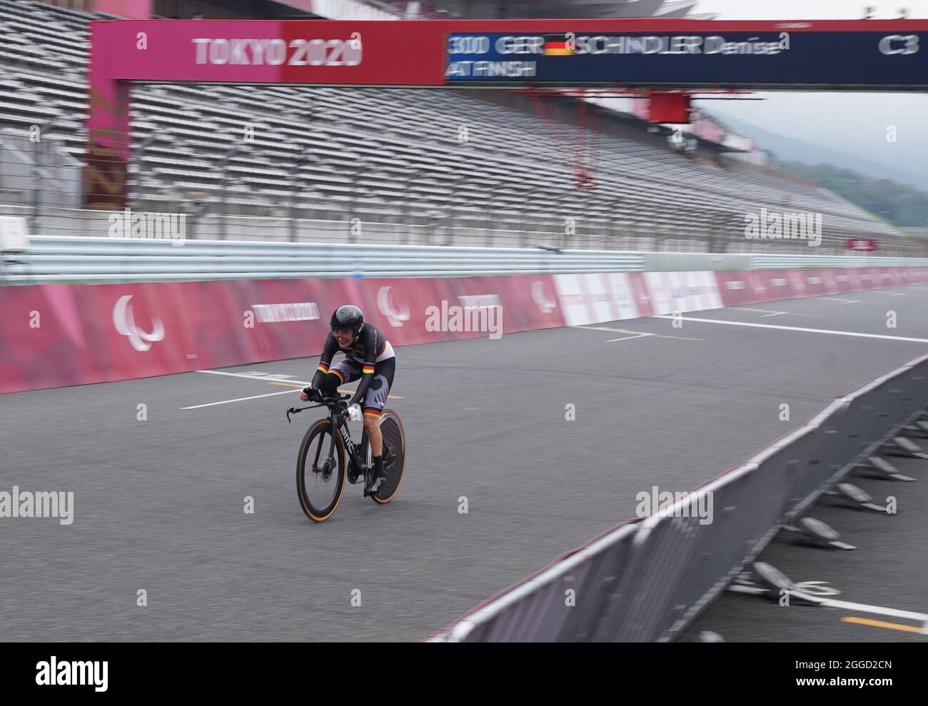 Oyama, Japan. 31st Aug, 2021. Paralympics: Para-cycling, women, time ...