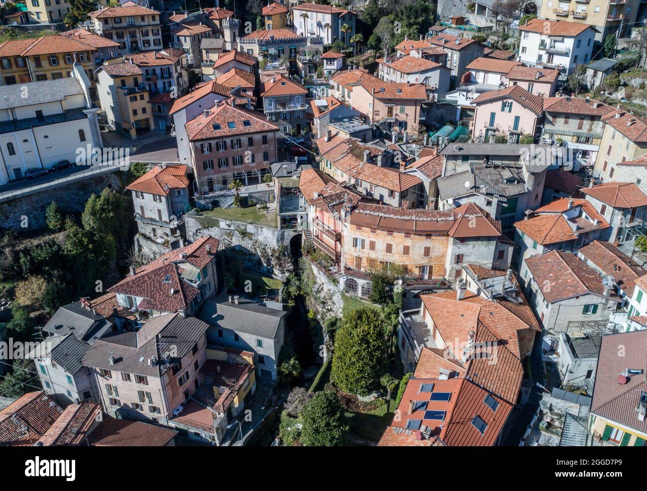 Moltrasio lake como hi-res stock photography and images - Alamy