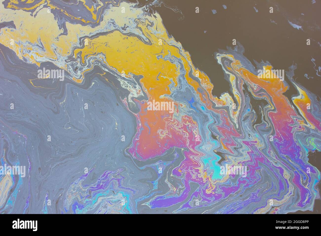 Oil slick pollution hi-res stock photography and images - Alamy