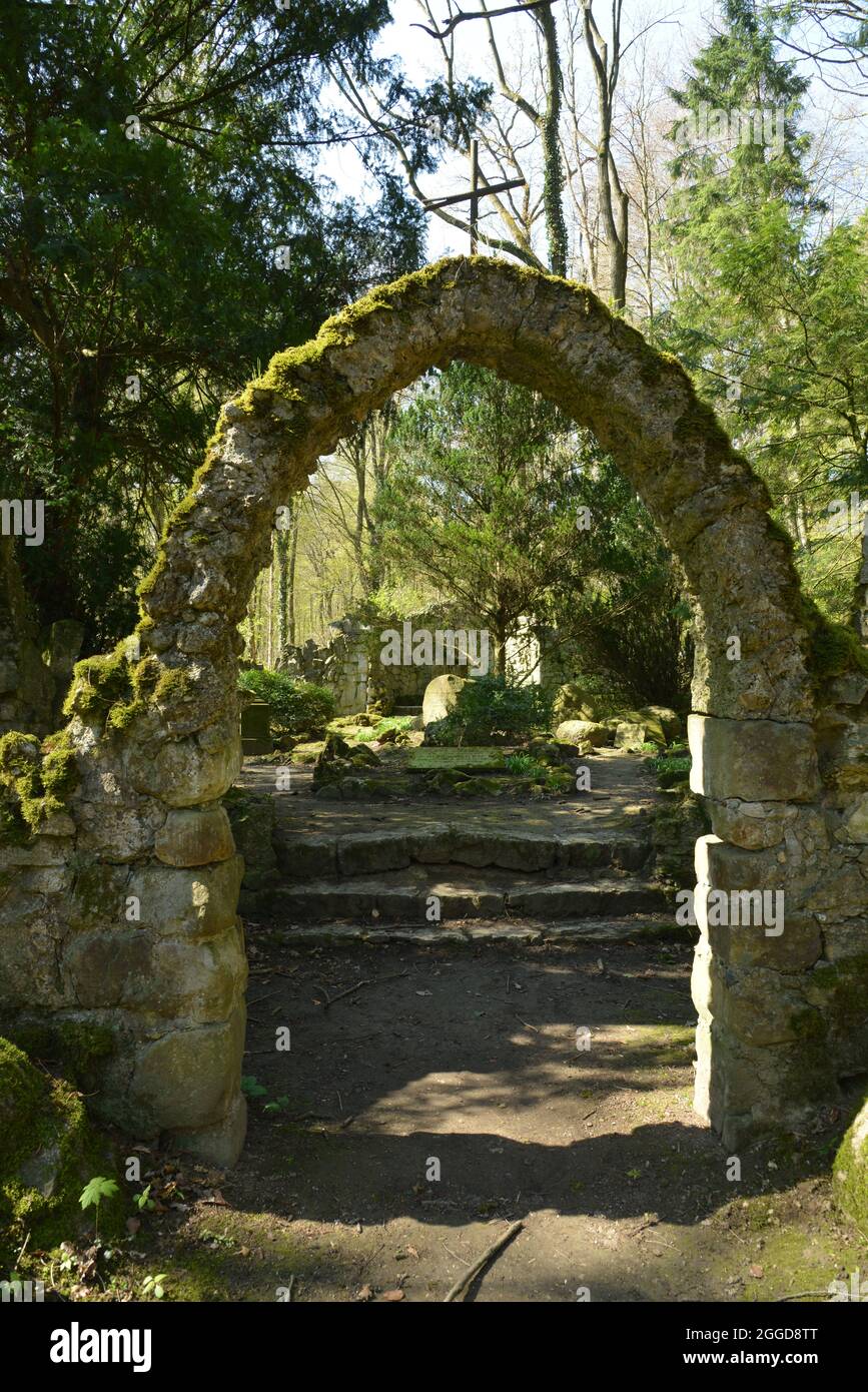 Old mossy stone arch entrance to the cemetery in Gehrden Stock Photo ...