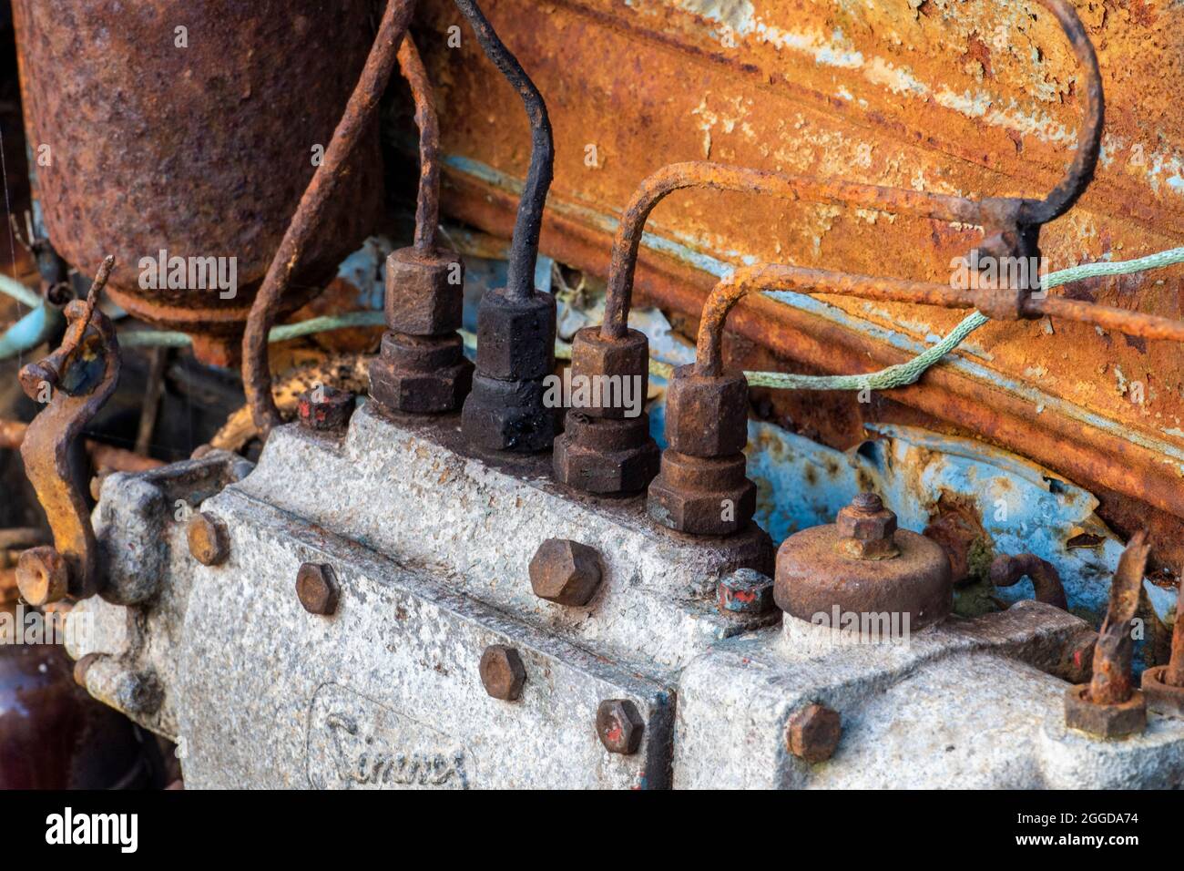 rusty old engine, old tractor engine abandoned on farm, unused ...