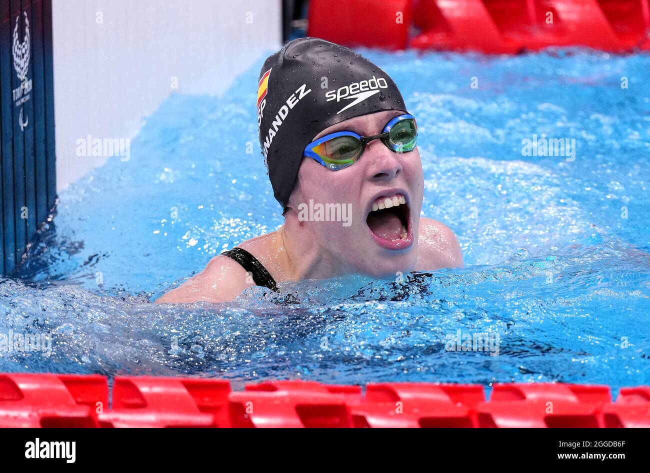 Spain's Marta Fernandez Infante celebrates winning the gold medal in ...
