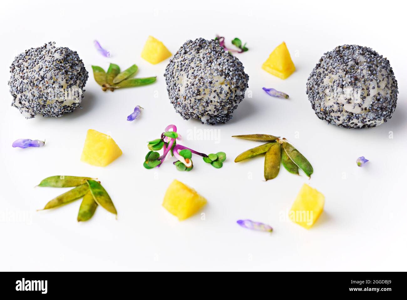 Peach pea hi-res stock photography and images - Alamy