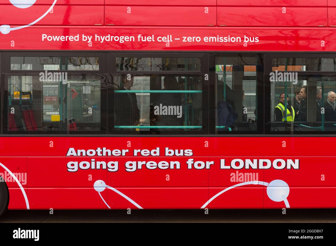 The launch of the new zero-polluting hydrogen buses for London. The ...