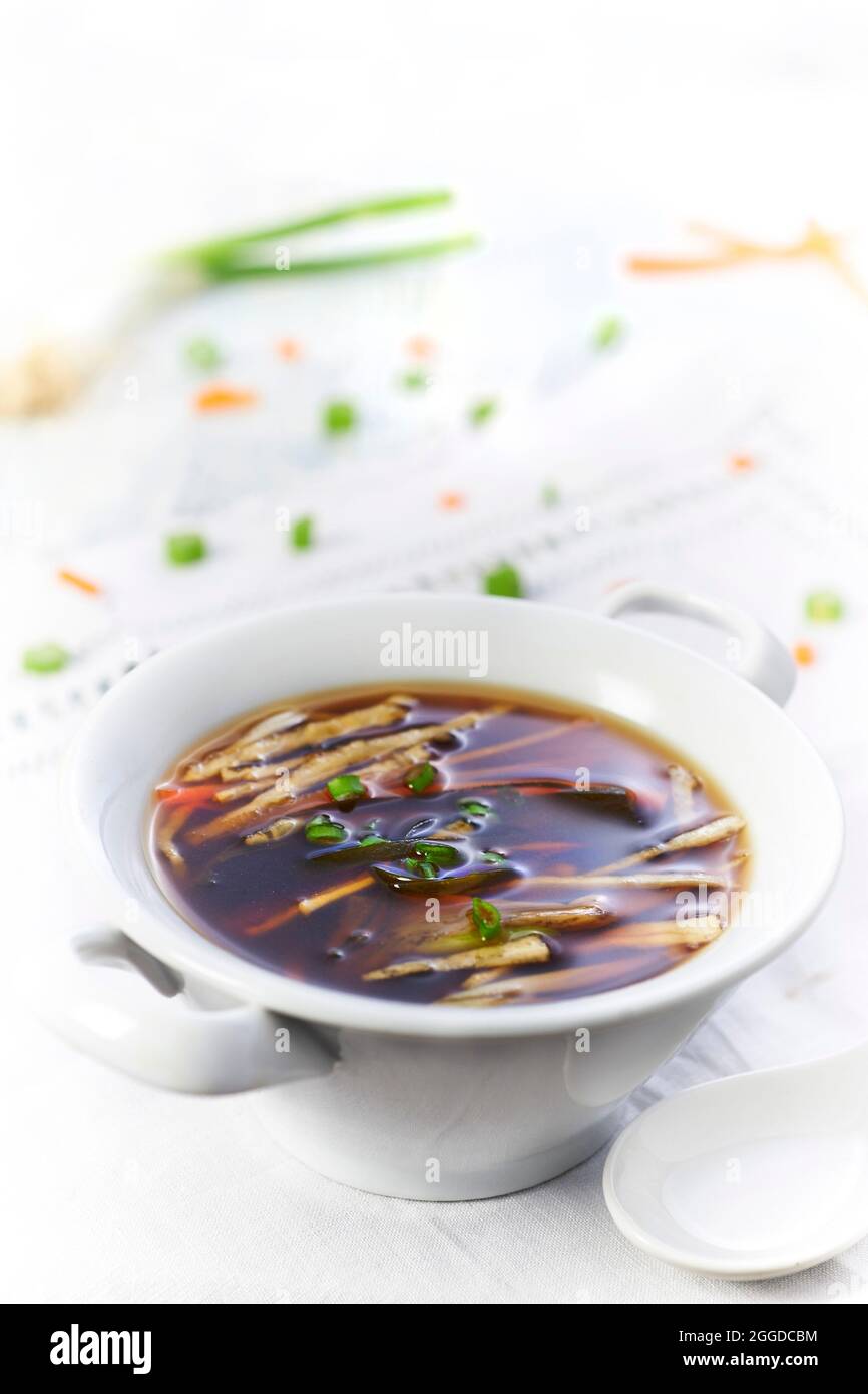 Miso soup with fresh vegetables and kombu algae Stock Photo - Alamy