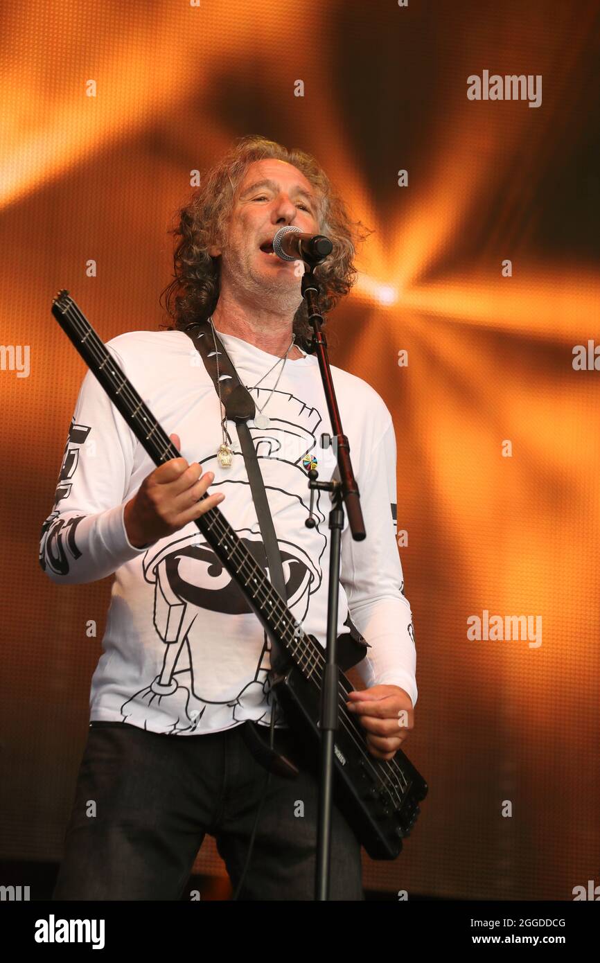 Nick music hi-res stock photography and images - Alamy