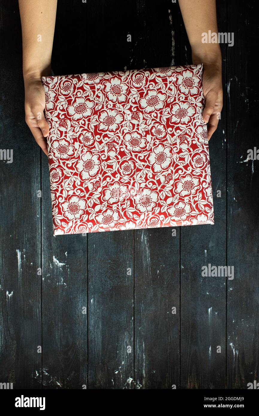 Girl in dark holds hi-res stock photography and images - Alamy