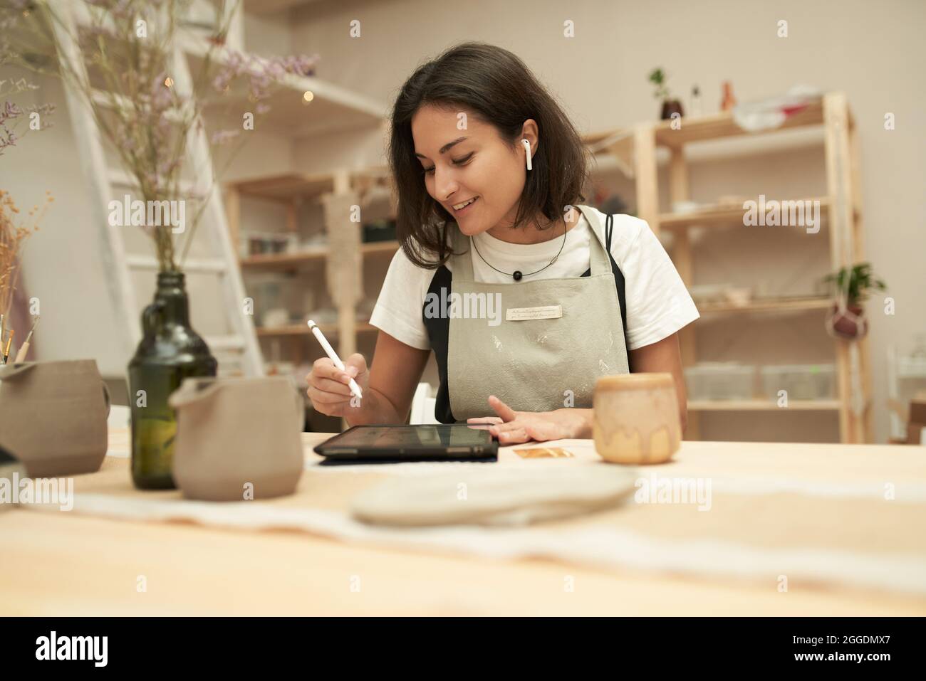 Tws design hi-res stock photography and images - Alamy