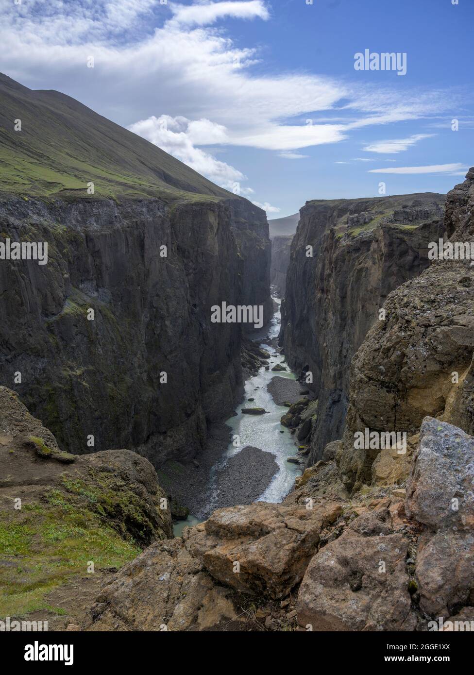 Hydroelectric dam iceland hi-res stock photography and images - Alamy