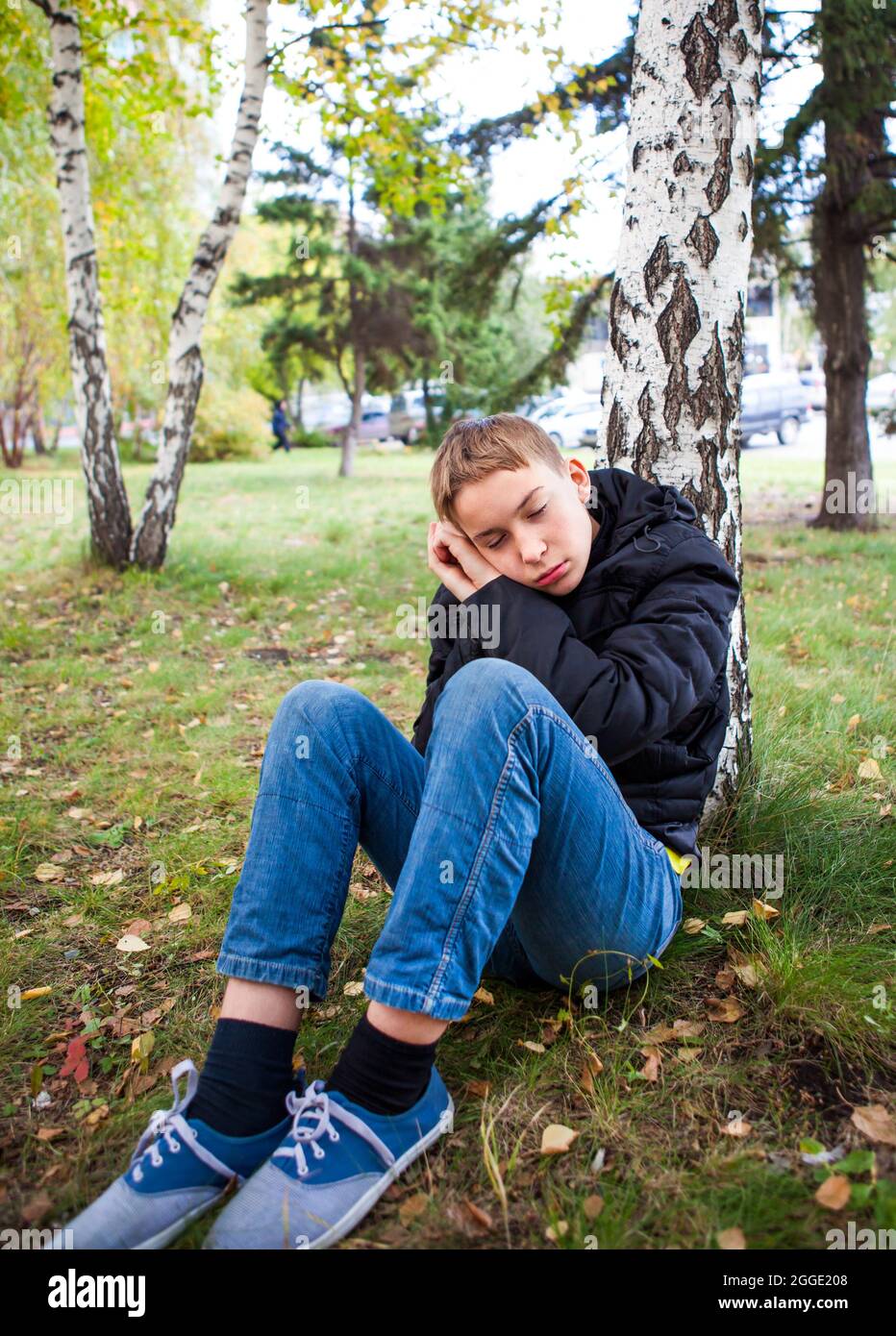 Nap under the tree hi-res stock photography and images - Alamy