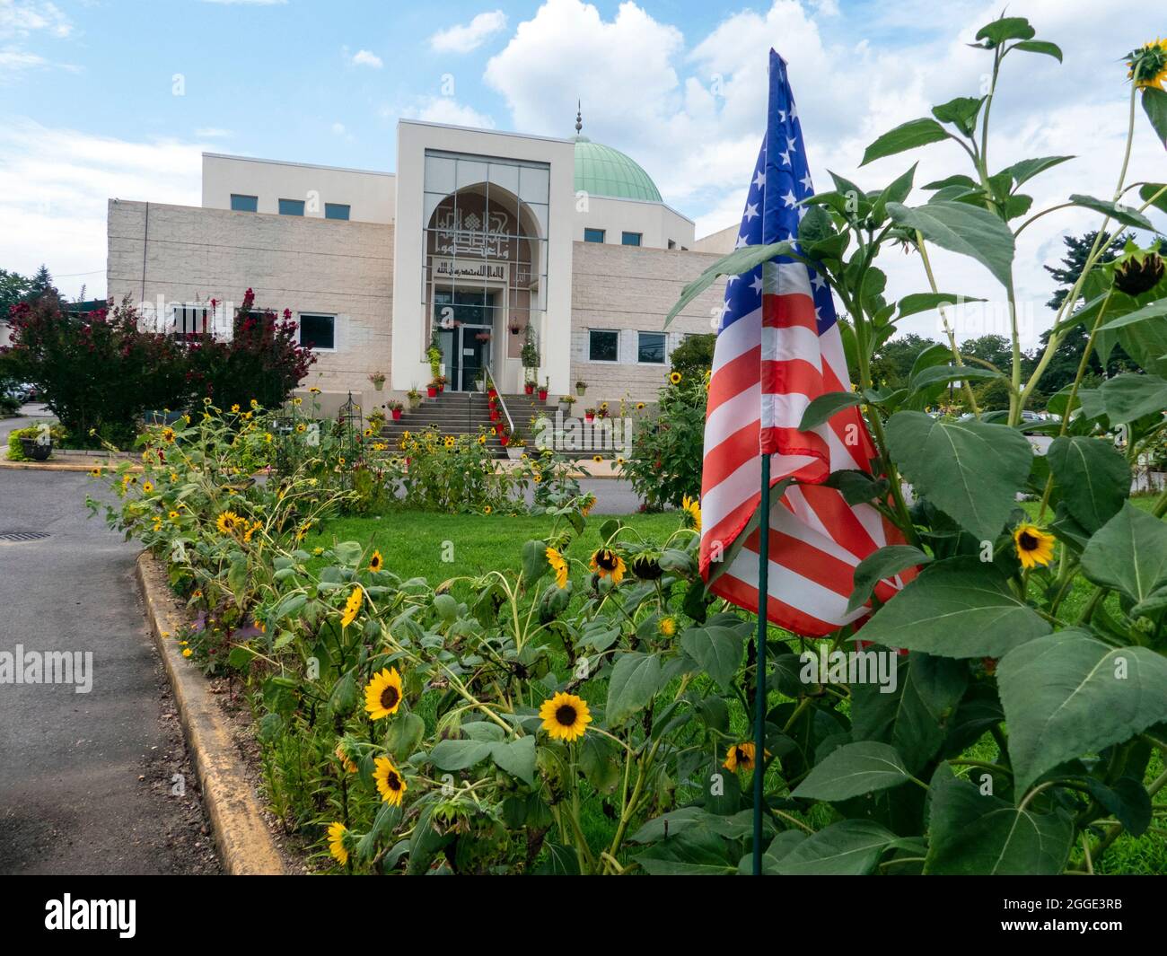 Islamic stereotypes hi-res stock photography and images - Alamy
