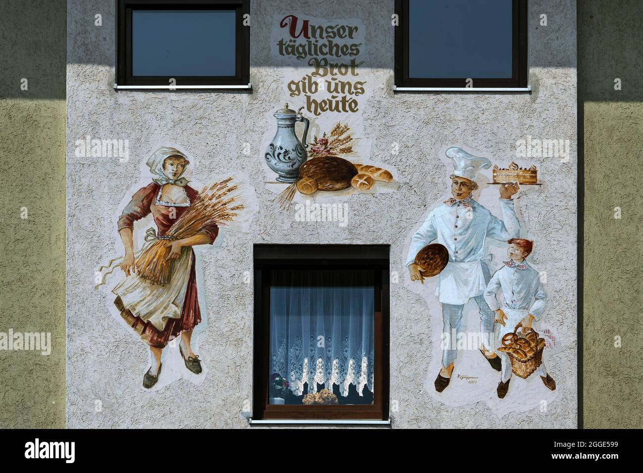 Bakery painting on the wall hi-res stock photography and images - Alamy