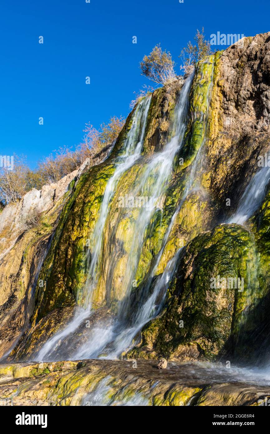 Waterfall at a overflow of the lower lake, Unesco National Park, Band-E ...