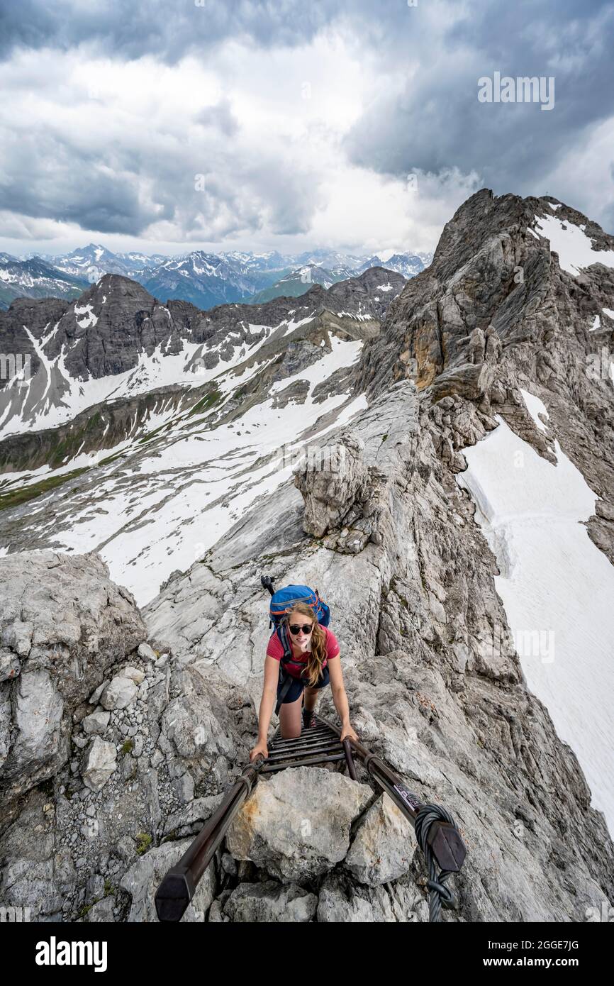 Climber ladder mountain snow hi-res stock photography and images - Alamy