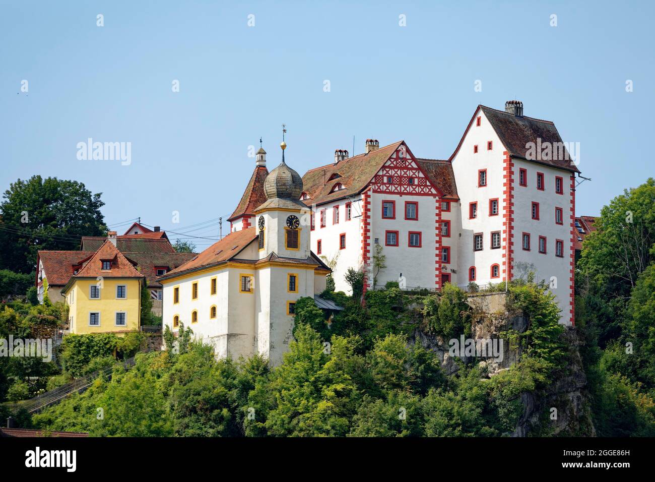 Egloffstein Castle, built around 1150, hilltop castle, Spornburg ...