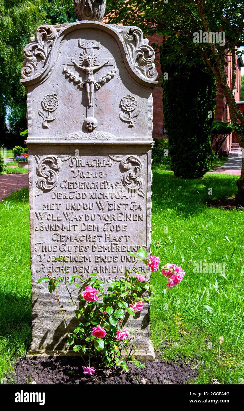 18th Century Grave Gravestone High Resolution Stock Photography and ...