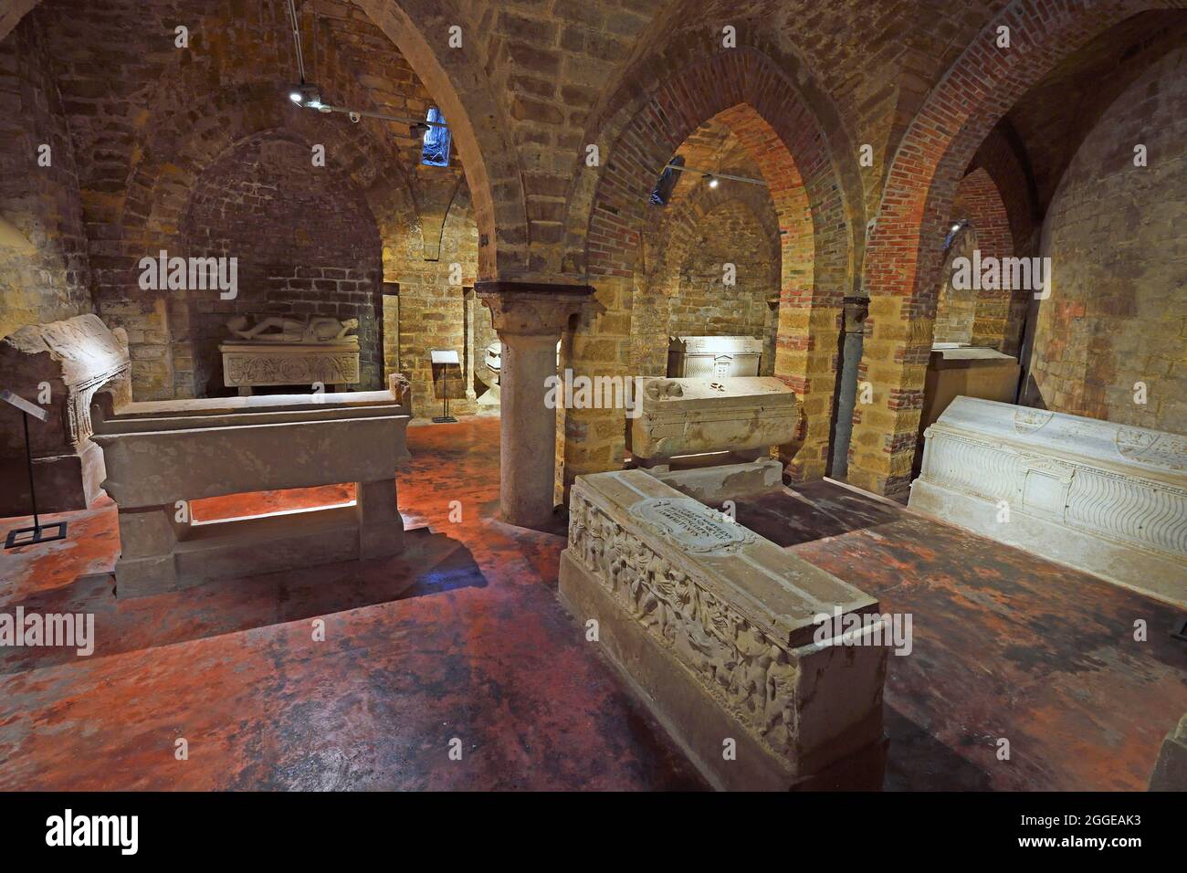 Historic coffins in the crypt of Palermo Cathedral, Sicily, Italy Stock ...