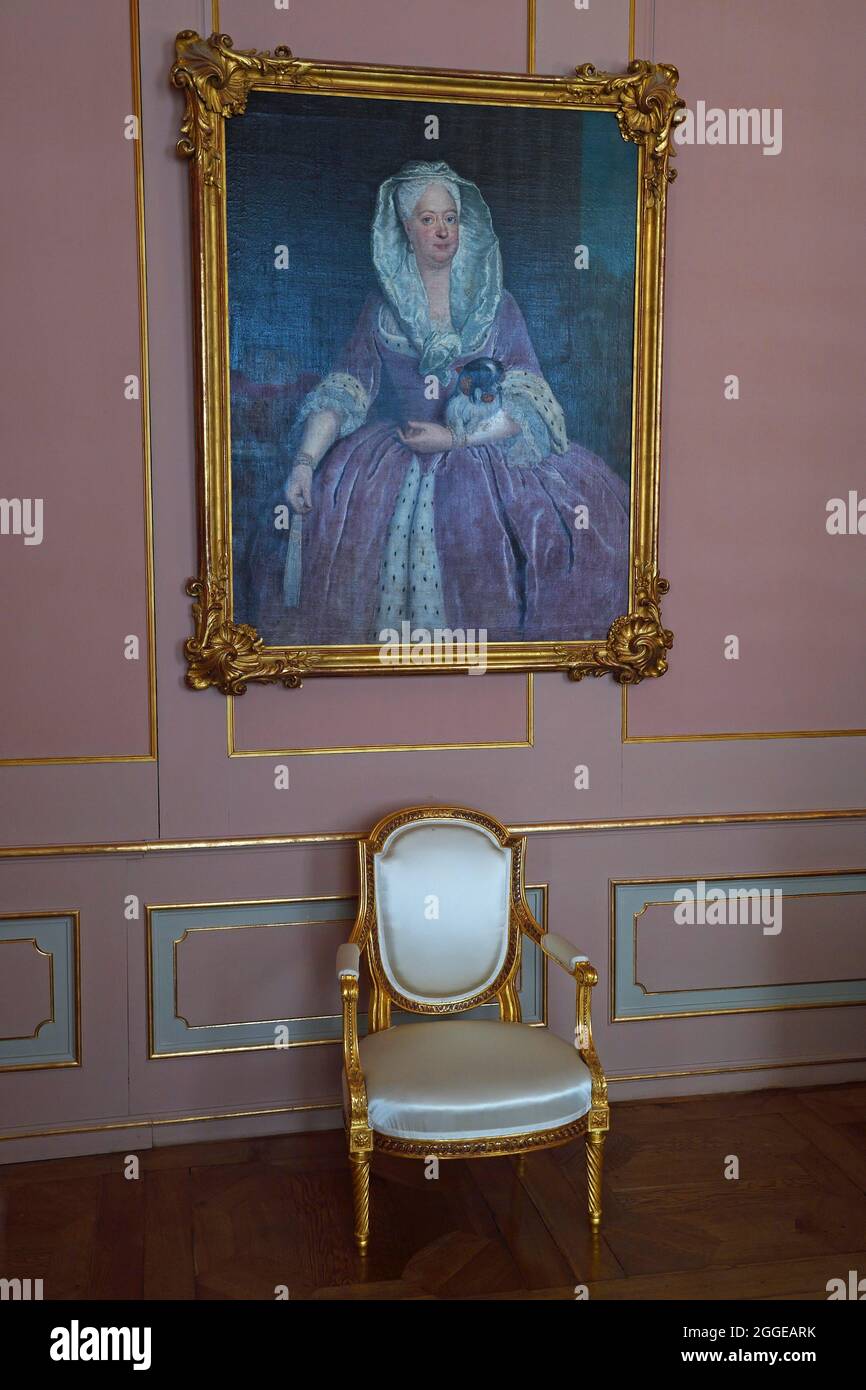 Painting by Antoine Pesne Queen Sophie Dorothea of Prussia, 1737, Rheinsberg Palace, Brandenburg ...