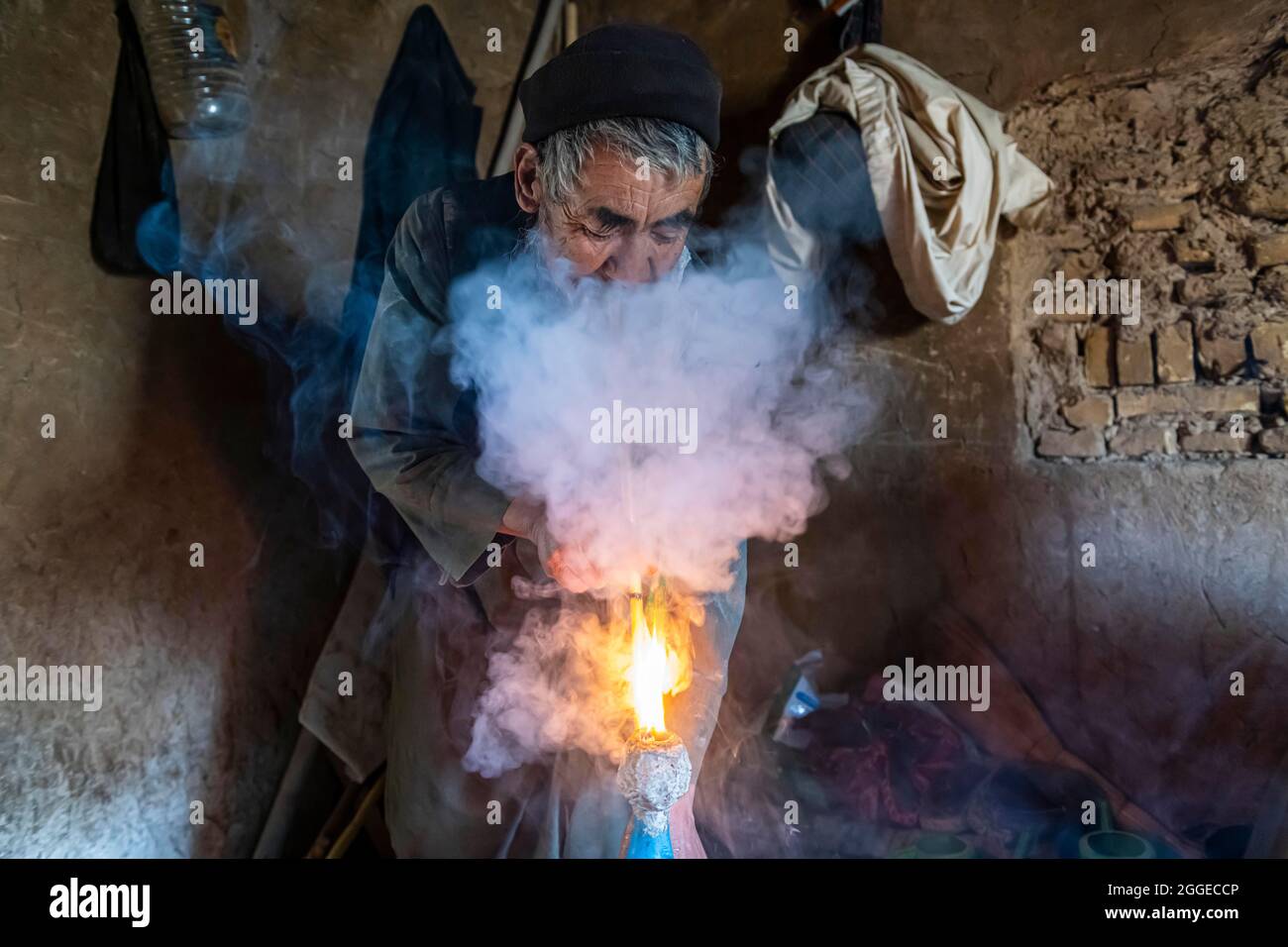 Hashish afghanistan hi-res stock photography and images - Alamy