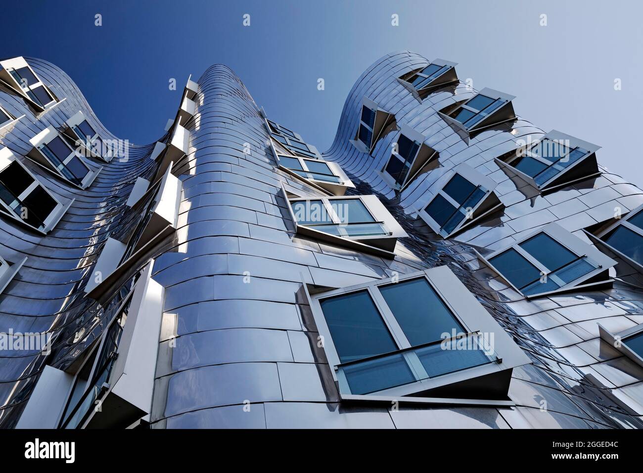 Neuer Zollhof, Gehry building, Duesseldorf, North Rhine-Westphalia ...